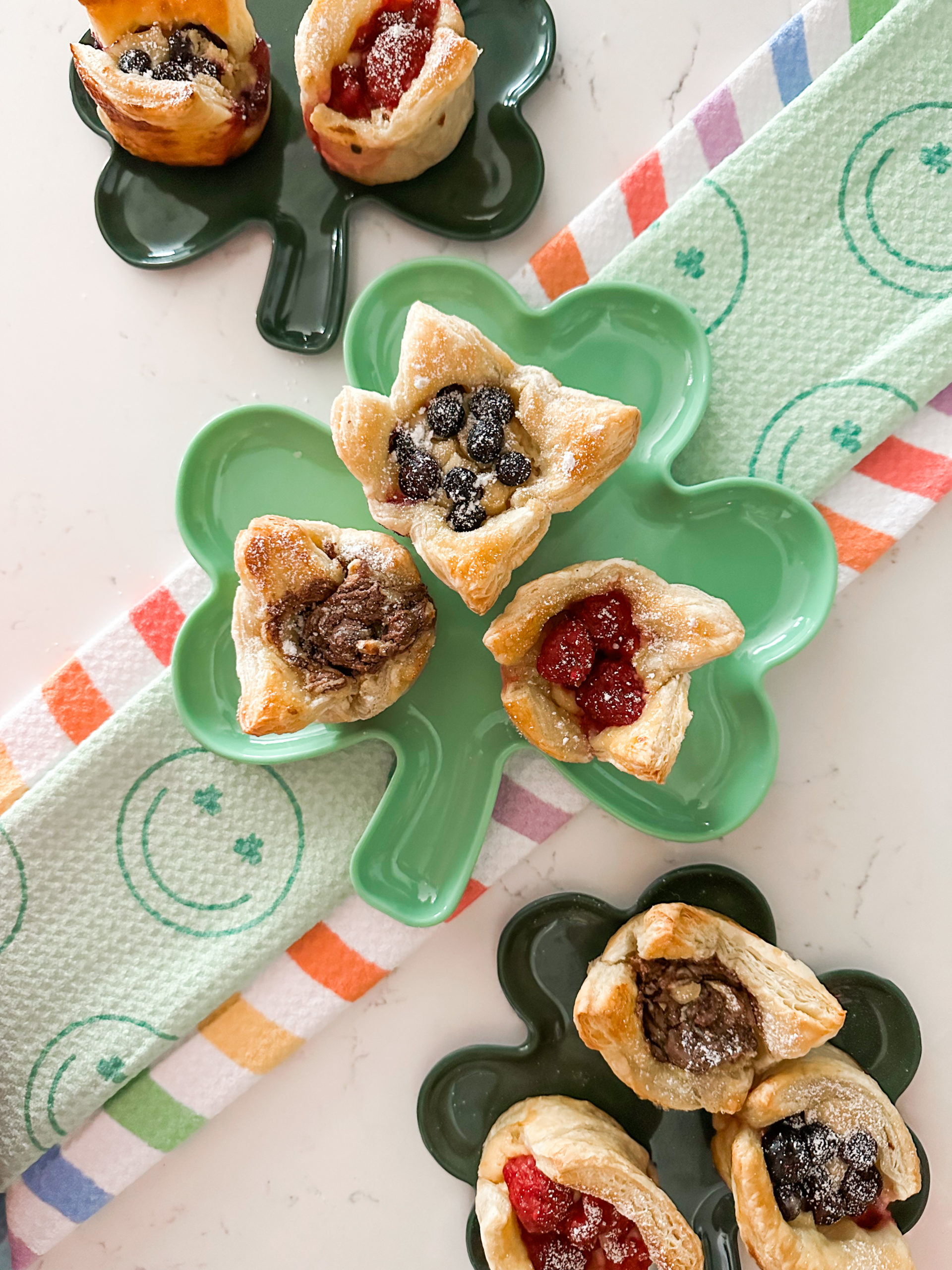 Pastry Puff Sweet Tarts | Mamallamallama on the weekly