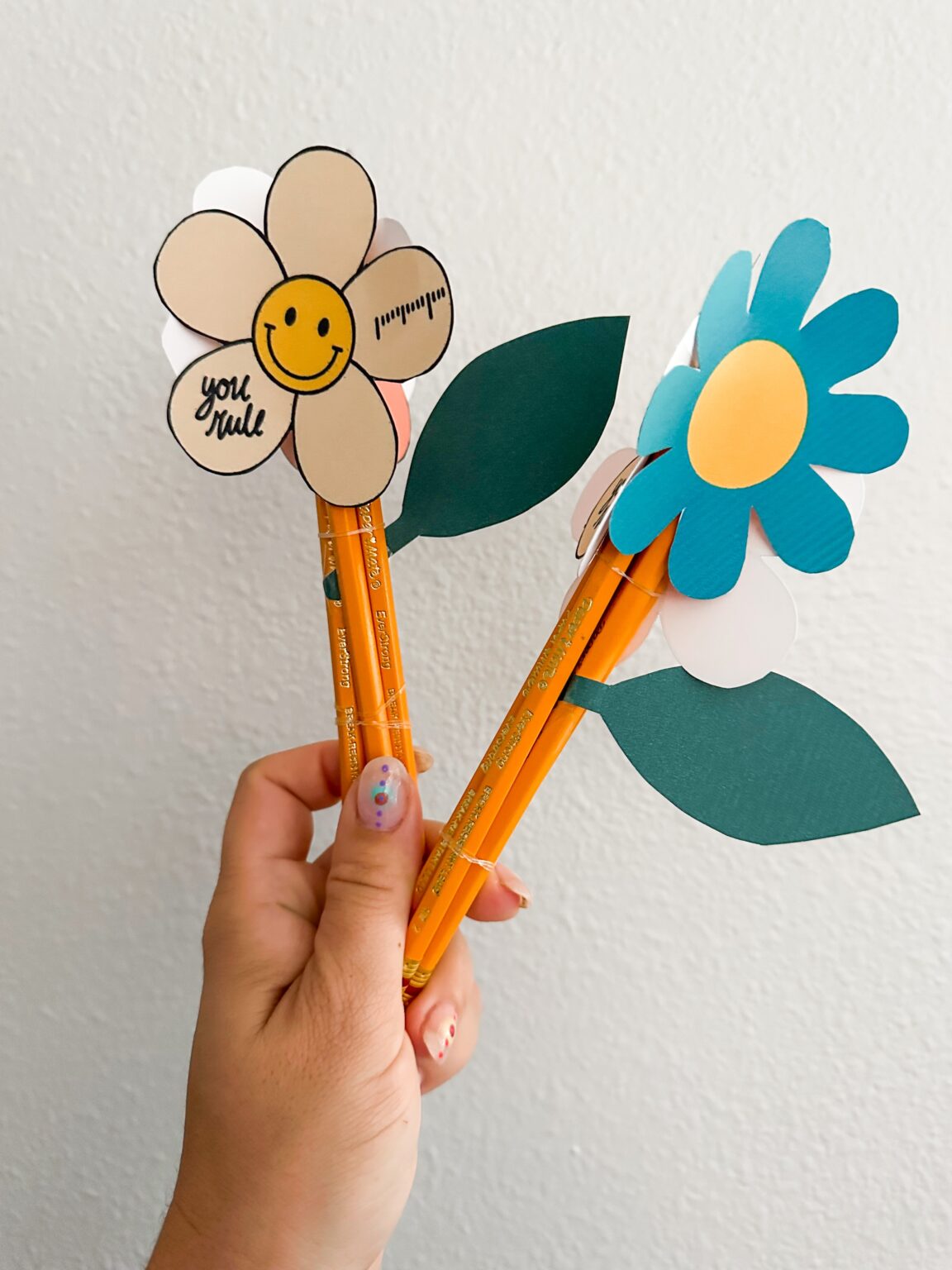 DIY Teacher Appreciation Supply Gift | Mamallamallama on the weekly