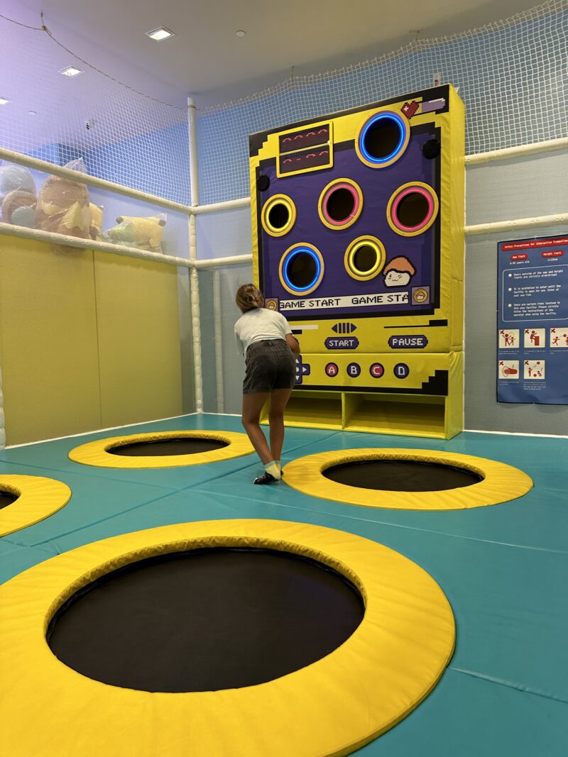 Gatcha Orlando | Mamallamallama on the weekly