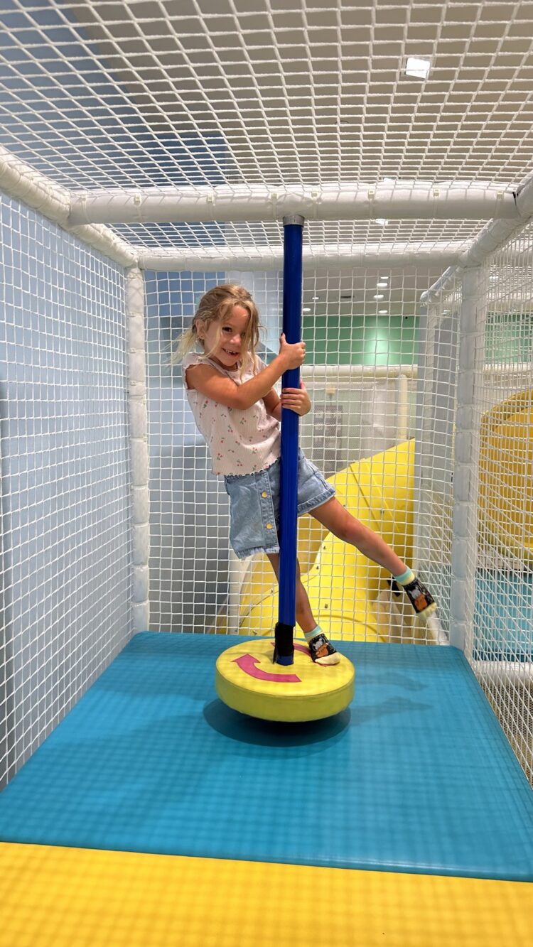 Gatcha Orlando | Mamallamallama on the weekly