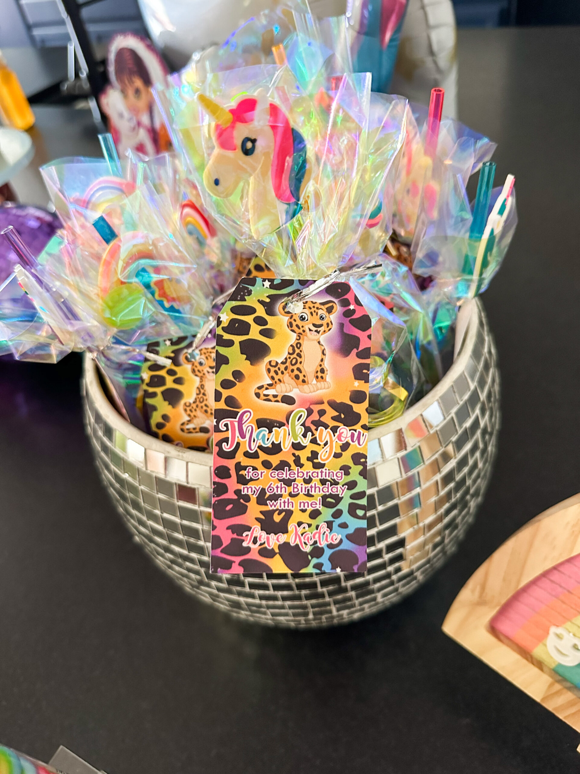 At Home Lisa Frank Birthday Party | Mamallamallama on the weekly