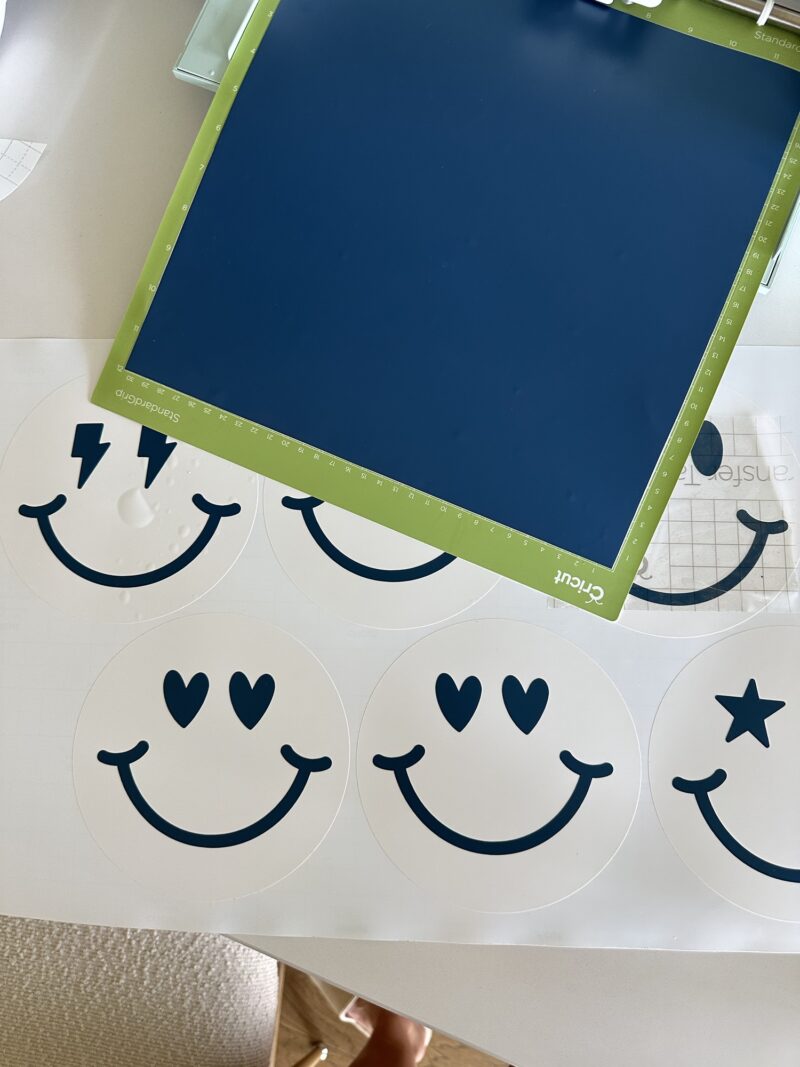 DIY Preppy Tween Accent Wall | Mamallamallama on the weekly